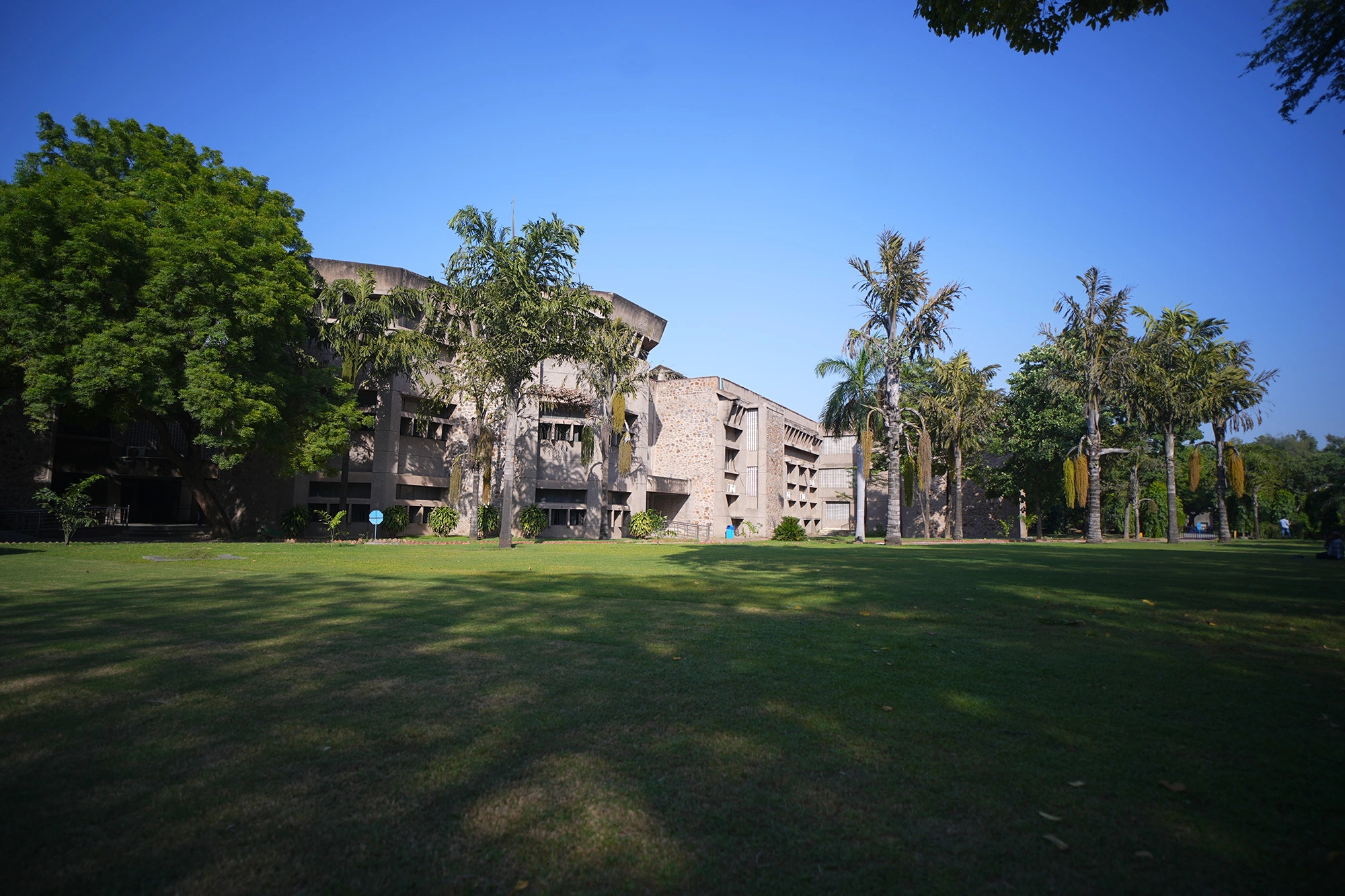 MBA (BE) - Department of Business Economics, Delhi University